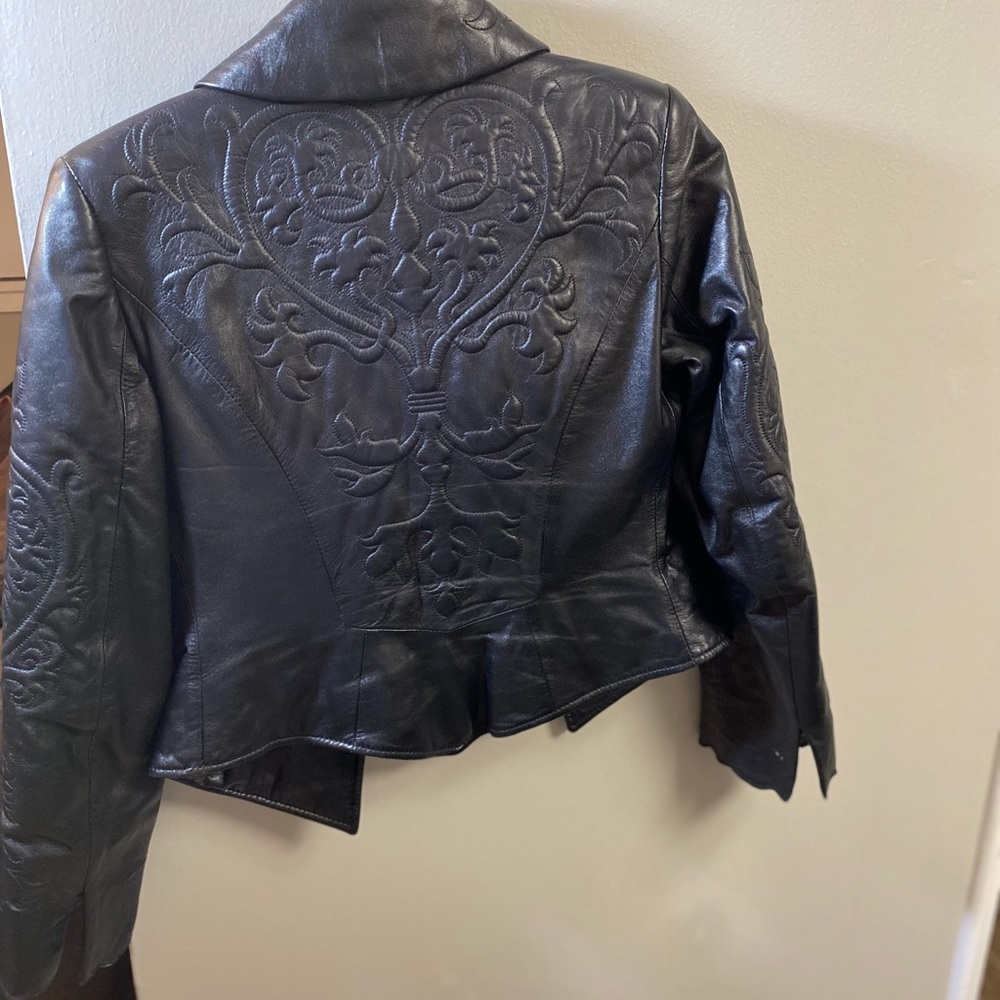 Beautiful Detailed Italian Leather Jacket - Gem